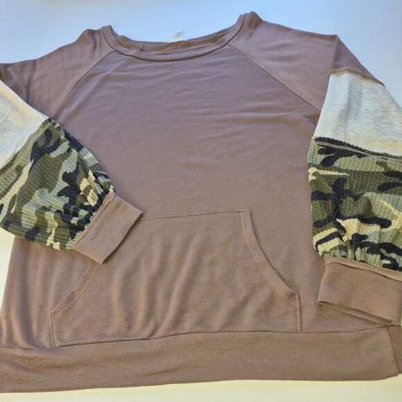 BiBi | Shirts | 2 Bibi Very Soft Long Sleeve Thin Gray Brown Camo On ...